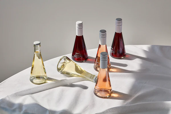 How to Host a Wine Flight at Home (With 5 Ideas) | Usual Wines